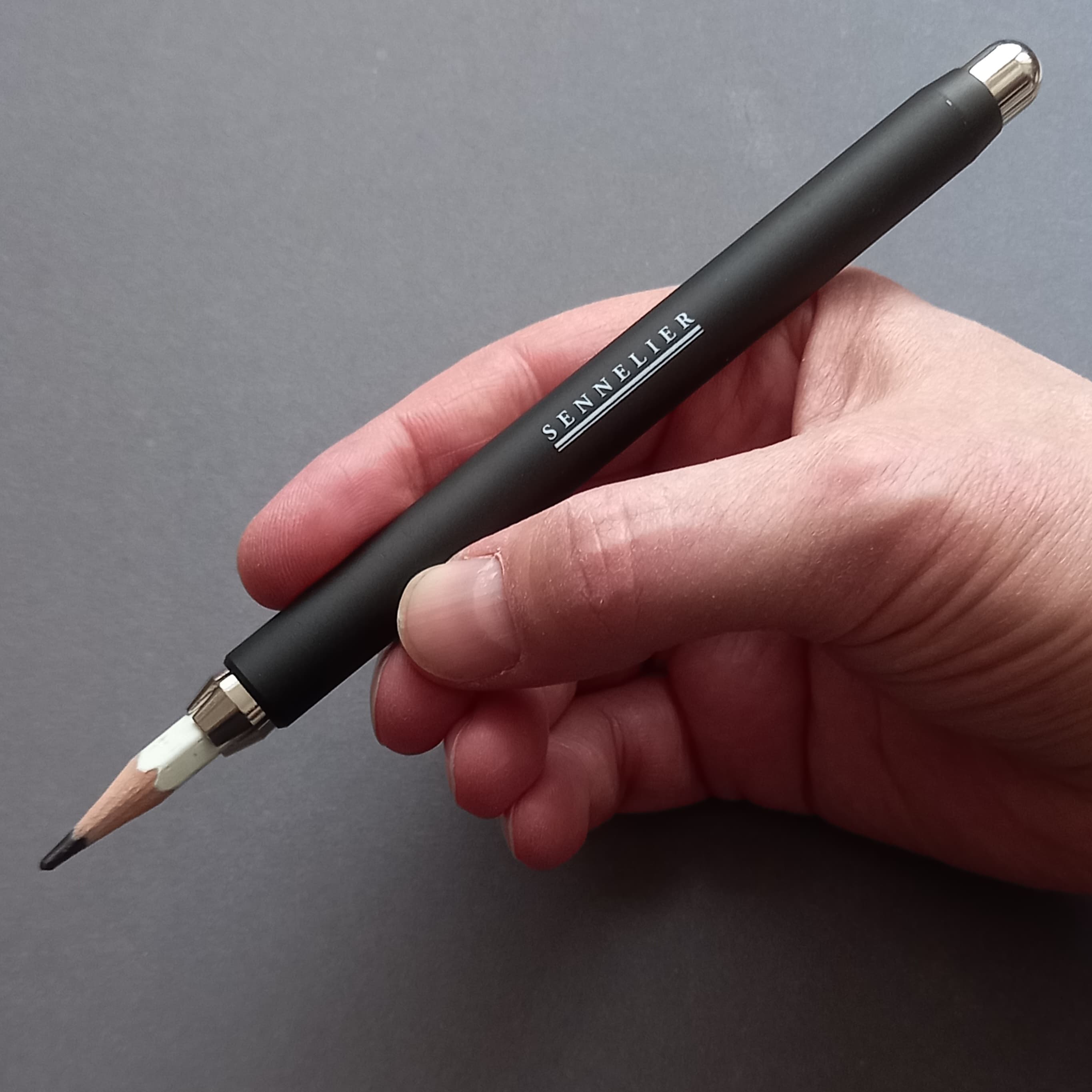 New pencil holder from Sennelier - Off Topic Discussions - Knockology ...